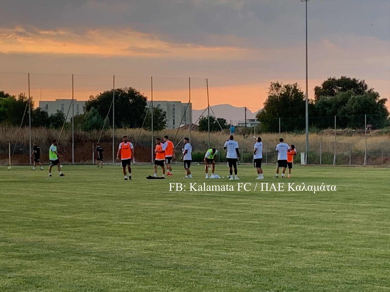 Πραγματοποιήθηκε η πρώτη προπόνηση της Μαύρης Θύελλας - SportsPlus.gr