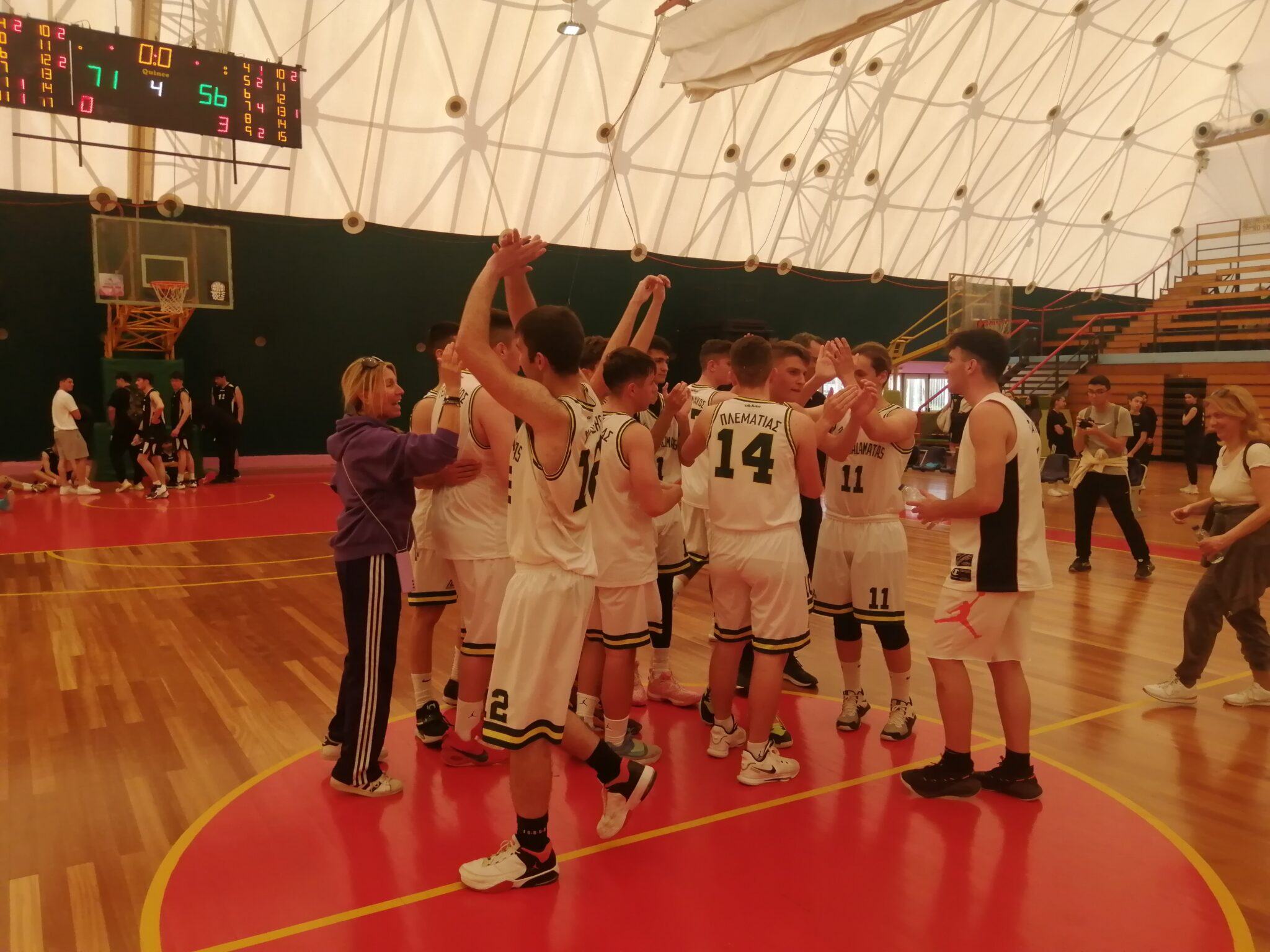 Και πάλι νίκη το 4ο ΓΕΛ Καλαμάτας, 71-56 το ΓΕΛ Μεγαλόπολης (φώτο ...